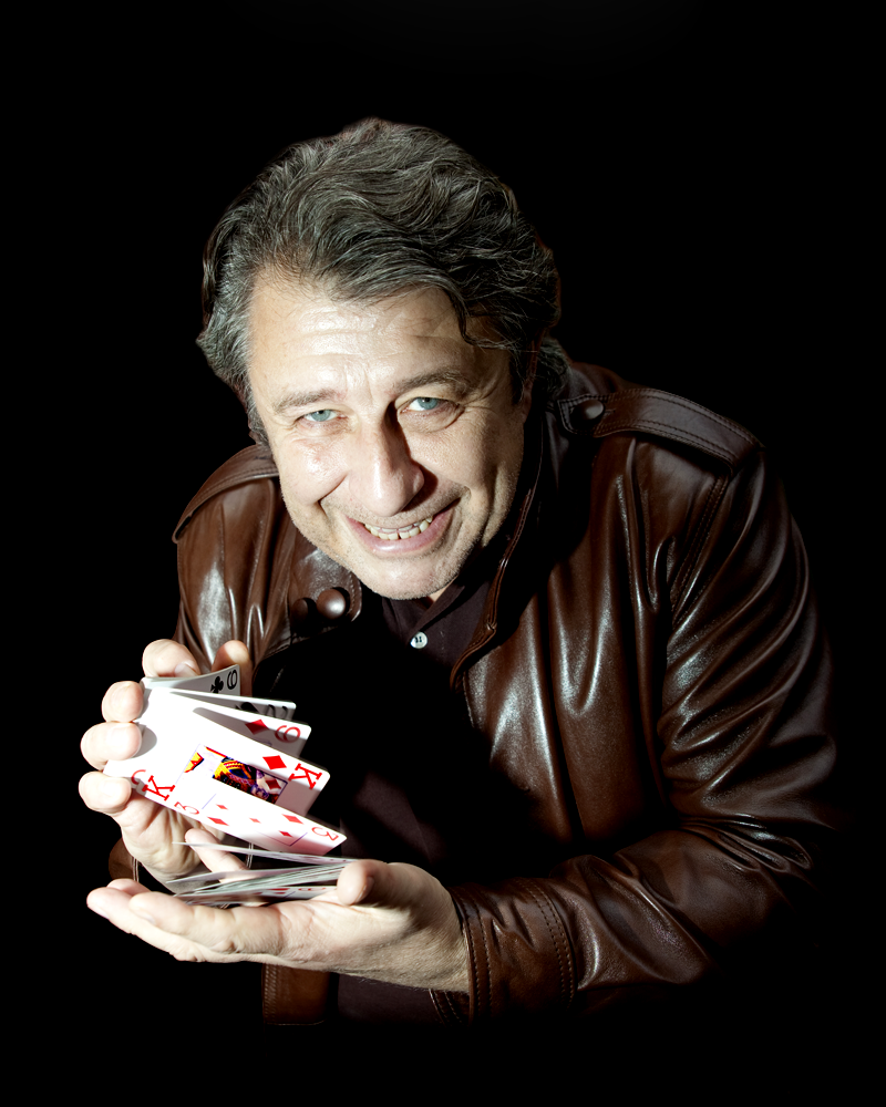 Le Close-Up - Bernard Bilis, magicien, prestidigitateurBernard Bilis ...